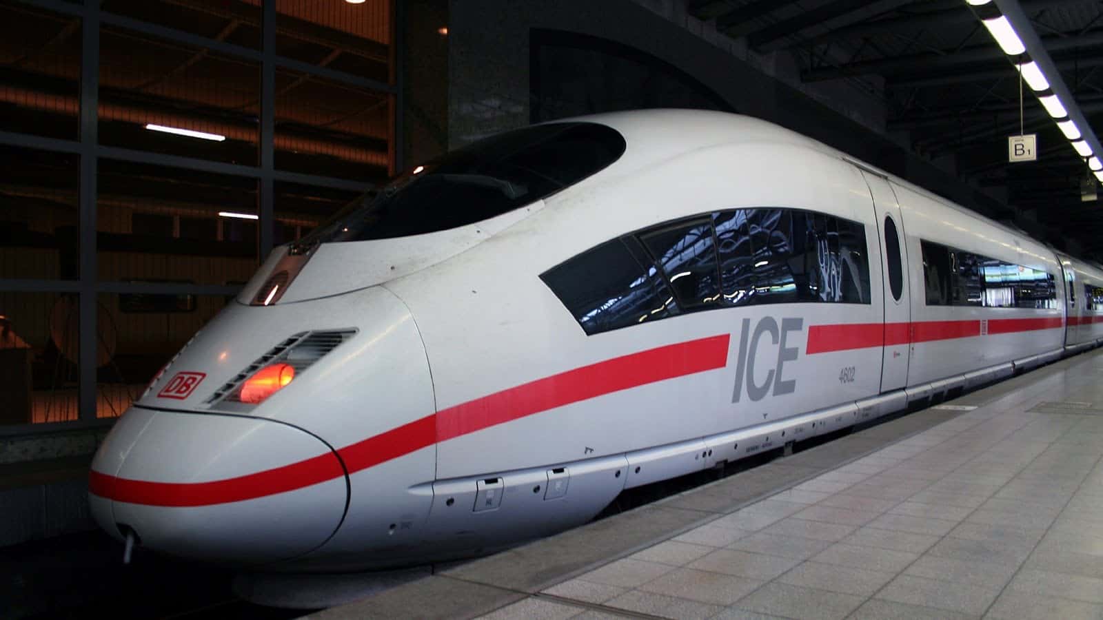 InterCity Train | Rail.Ninja