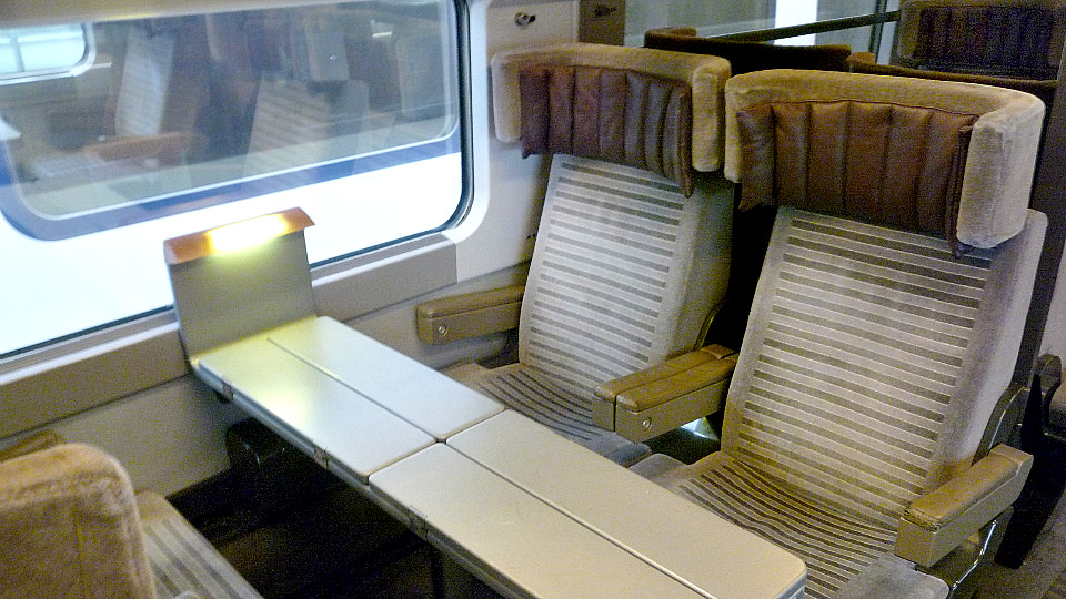 Eurostar High-Speed Train | Rail.Ninja